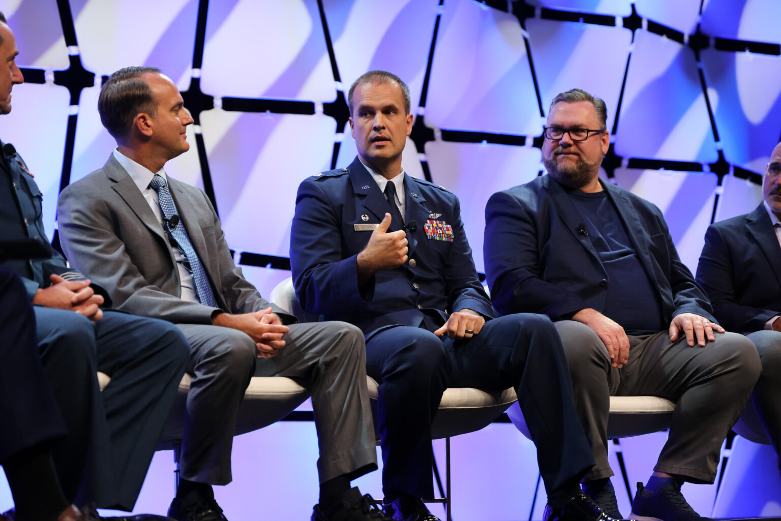 Industry Experts Chart the Future of AI and Autonomy in Military ...