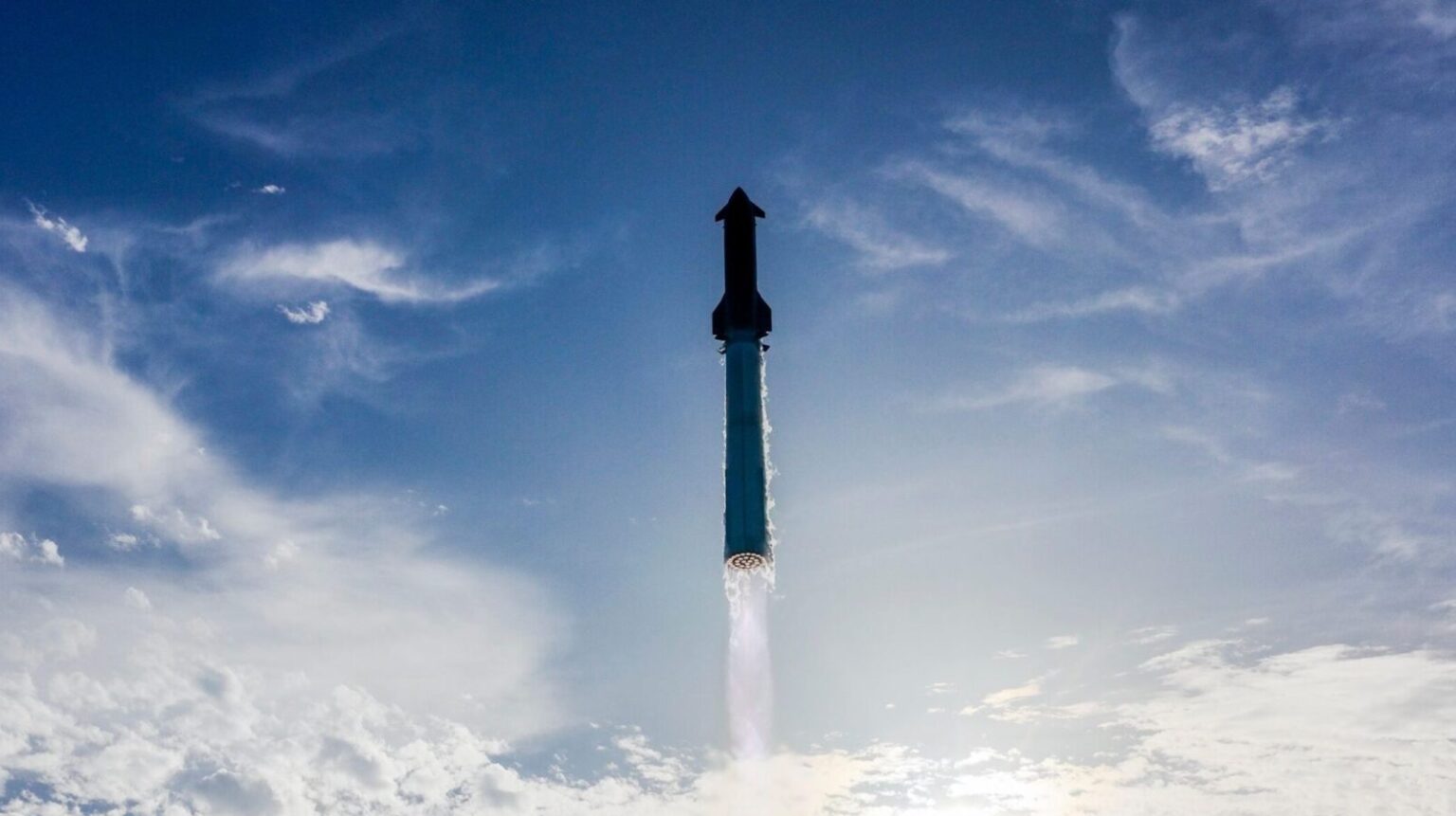 Progress and pressure in reusable launch vehicles - Aerospace America