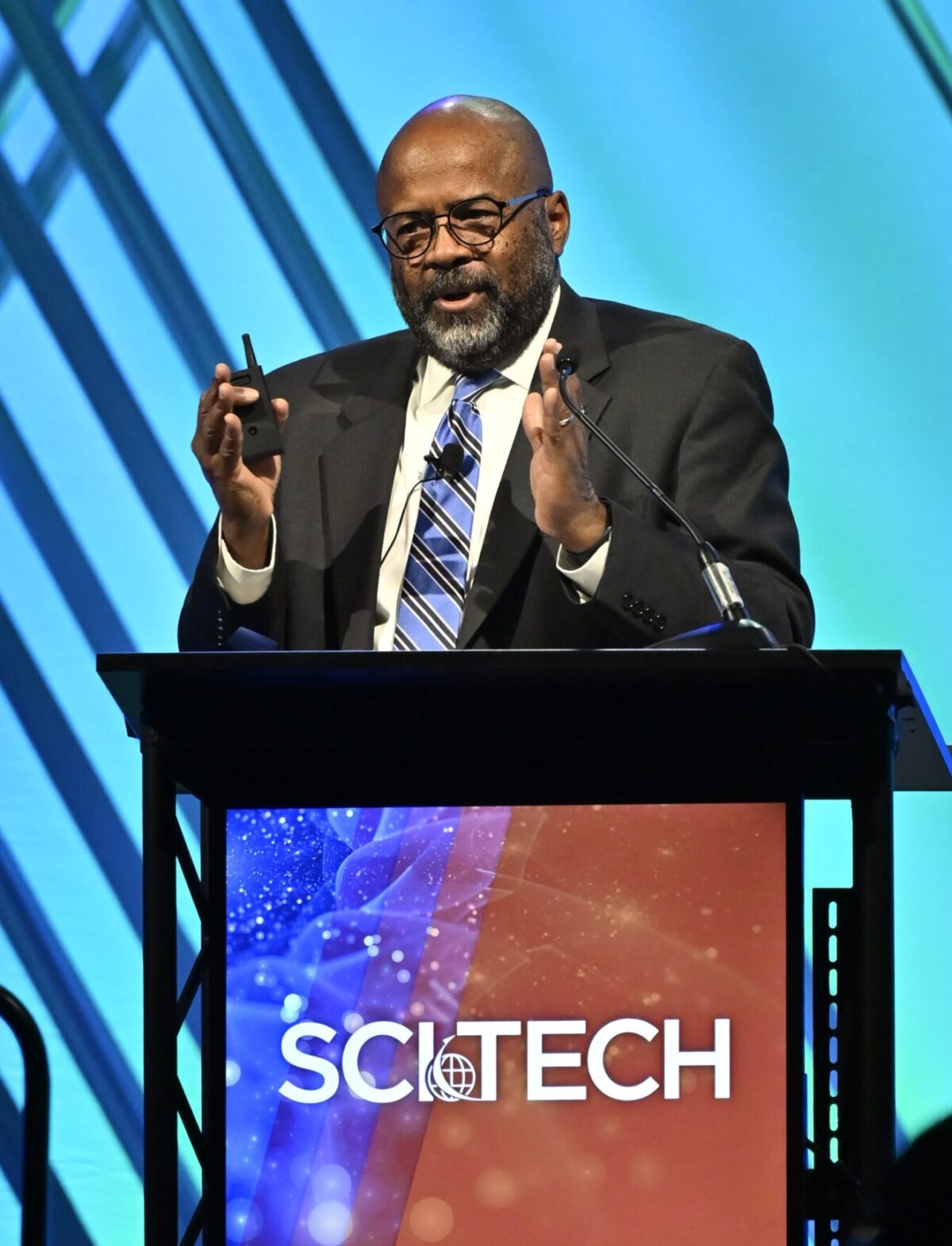 Durand Lecture Highlights 30-Year Journey Deploying Autonomous Drones ...
