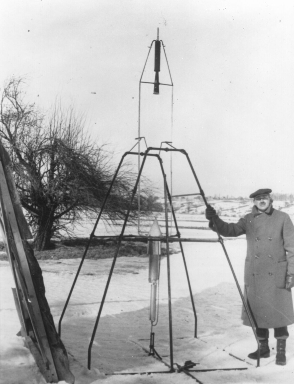 Countdown to Goddard Centennial with New Model Rocket for Launches ...
